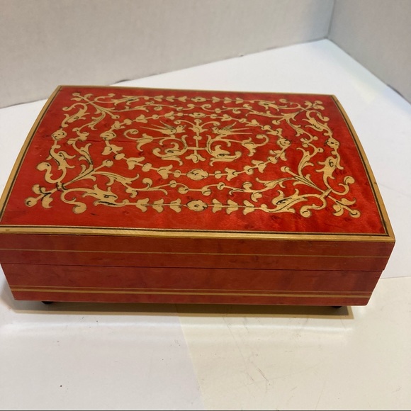 Reuge | Storage & Organization | Vintage Reuge Musical Wooden Jewelry ...